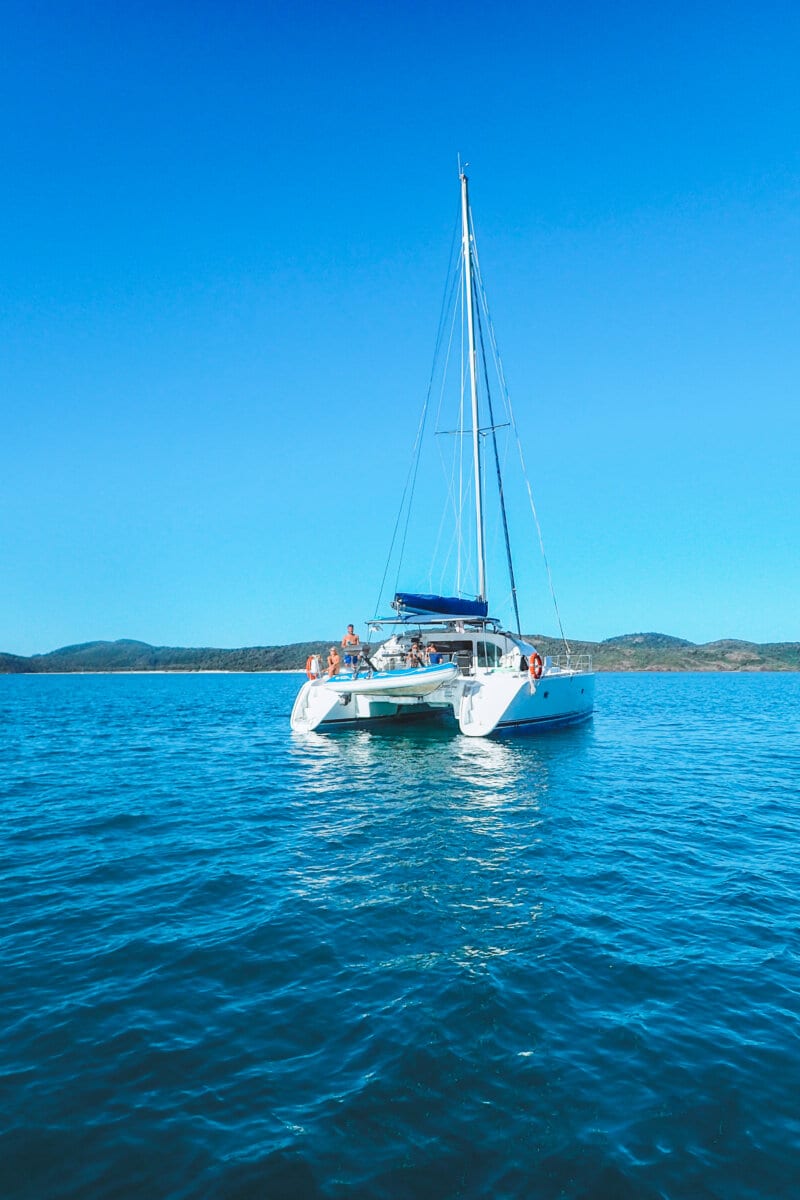 A Travel Guide to Sailing the Whitsundays: 5 Day Itinerary - A Blissful ...